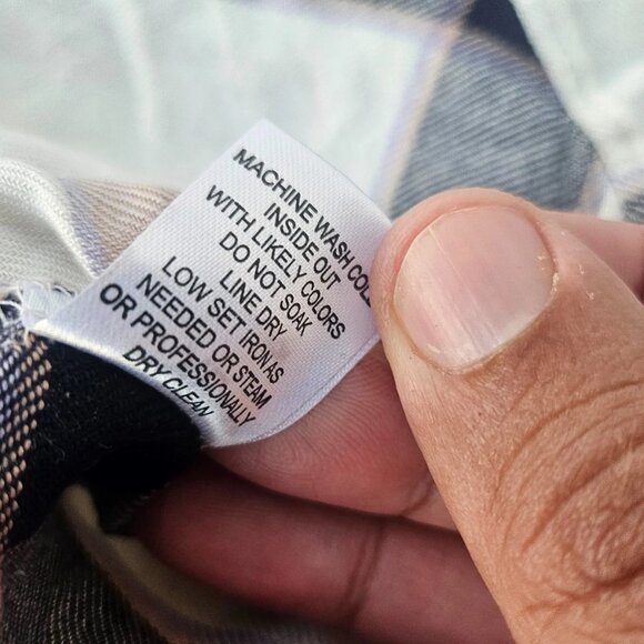 Hester & Orchard | Tops | Hester Orchard Shirt Top Long Sleeve Botton Front Blouse Rayon Plaid ...